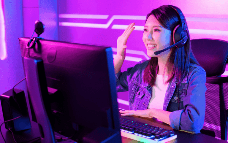 Kick vs Twitch: Where to Begin Streaming? - 2025